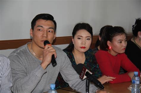 ЭРҮҮЛ МЭНДИЙН ТУСЛАМЖ ҮЙЛЧИЛГЭЭГ САЙЖРУУЛАХ ТУХАЙ САЛБАРЫН МЭРГЭЖИЛТНҮҮД ЗӨВЛӨЛДӨВ