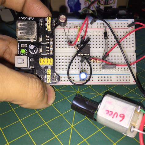 Controlando Motor Dc Com Sensor De Luz Ldr E Ci 555 Pwm