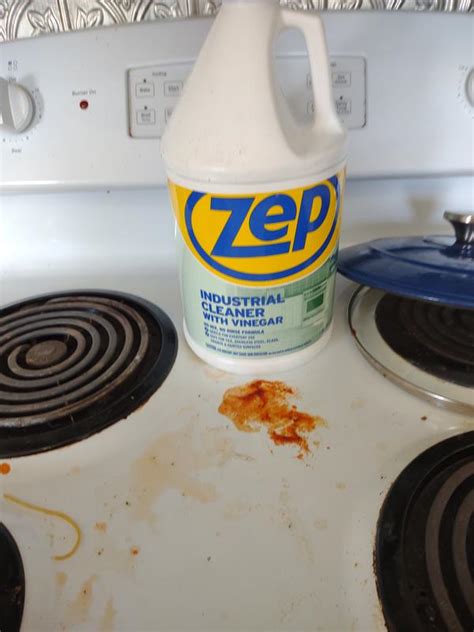 Zep Commercial 1 Gal Industrial Vinegar All Purpose Cleaner At Tractor