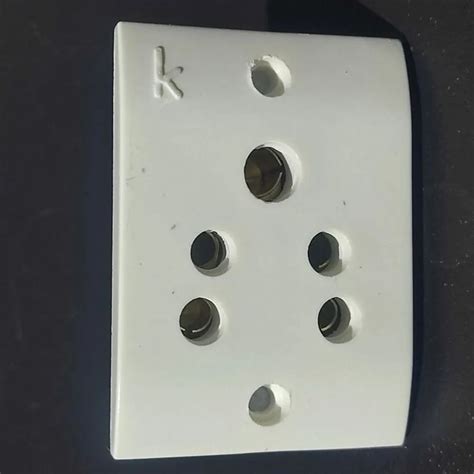 White 5 Pin Electric Socket At Rs 18 Piece In New Delhi Id 27079950555