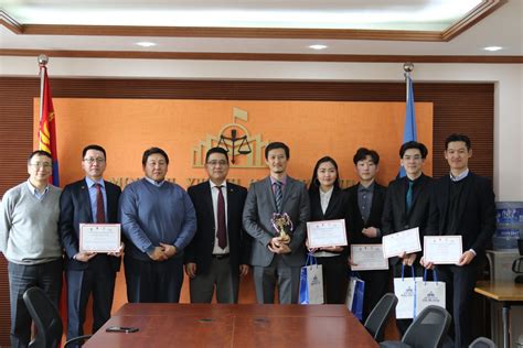 МУИС ийн ХЗС ийн баг Шүүхийн мэтгэлцээний олон улсын тэмцээнд… Монгол Улсын Их Сургууль