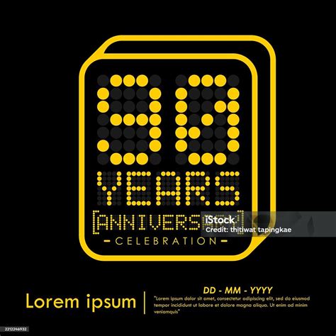 창립 90주년 기념 엠블럼 노란색 기념일 로고 고립된 메달 배지 디지털 문자 검은 배경에 숫자로 점선 웹 전단지 포스터 인사말 카드에 대한 벡터 일러스트 레이 션 템플릿