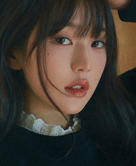 Blip 원영 로라로라 24 봄 컬렉션 3