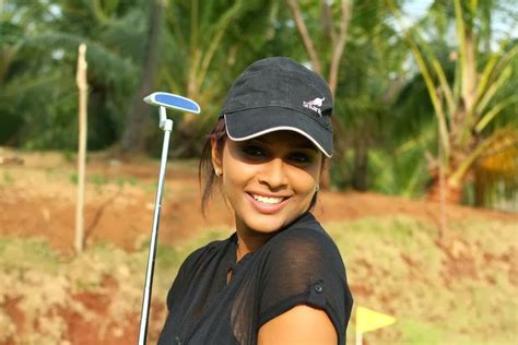 Gossip Lanka Udari Perera