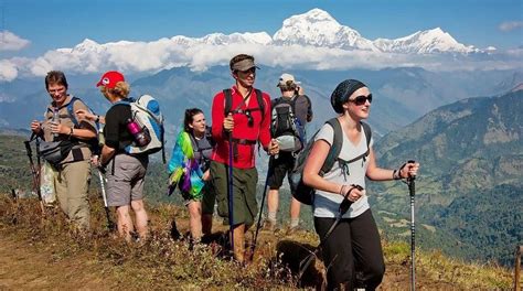 आठ महिनामा भित्रिए तीन लाख २६ हजार विदेशी पर्यटक Dcnepal
