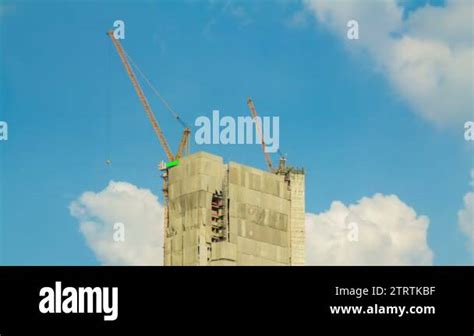 White Static Crane Stock Videos And Footage Hd And 4k Video Clips Alamy