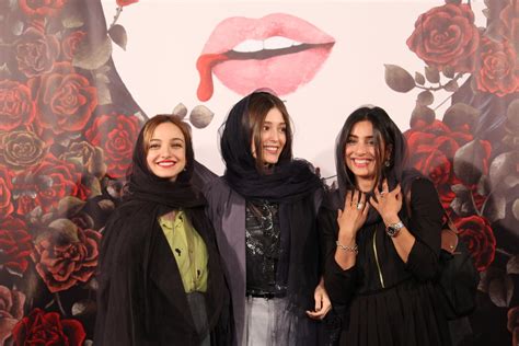 تصاویر ندا جبرئیلی، آناهیتا افشار و در اکران خصوصی کارت پرواز