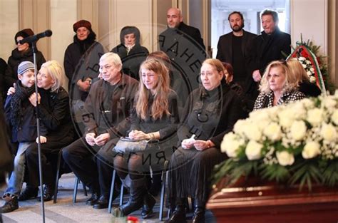 Жената на актьора Мария Война за имотите на Тодор Колев няма