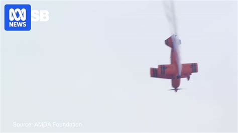 Footage Of Aircrafts Manouver Before Crashing At Avalon Airshow Abc News
