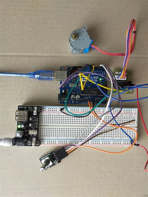 ステッピングモータをarduinoでロータリーエンコーダ制御①チュートリアル通りに動かす sozoro lab