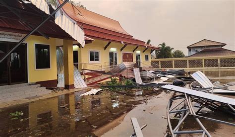 ထိုင်းမြောက်ပိုင်း ချင်းရိုင်းတွင် မိုးသက်လေပြင်းကျ၊ နေအိမ်များပျက်စီးပြီး လူ ၄ ဦး ဒဏ်ရာရ