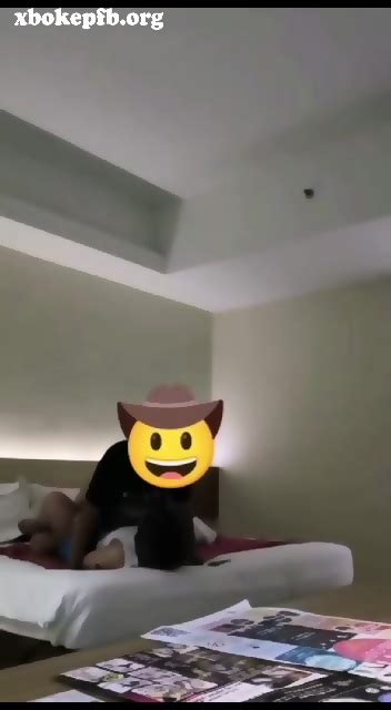 Guru Selingkuh Di Hotel