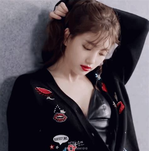 Suzy Bae Suzy Gif Suzy Baesuzy Sexy Discover Share Gifs Bae Suzy Suzy Skinny Girl Body