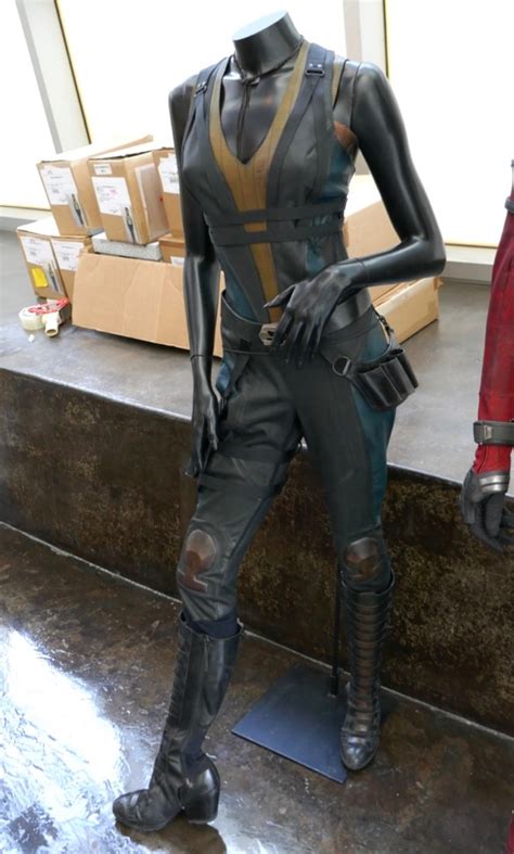 Hollywood Movie Costumes And Props Deadpool 2 Movie Costumes On