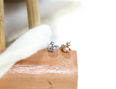 나나피어싱 초초초미니 귀여븐 행성 피어싱 귀걸이 위시버킷