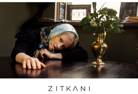 Zitkani Головна Zitkani хустки із зображенням картин видатних світових художників