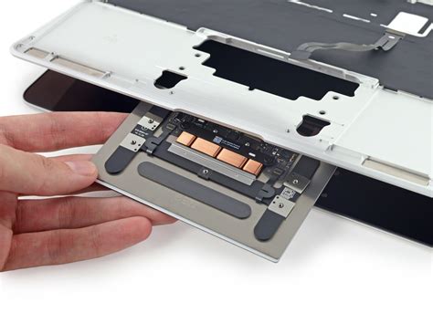 Surprise Ifixit Says You Cant Do Much To Fix Or Upgrade The 2015 Macbook Ars Technica