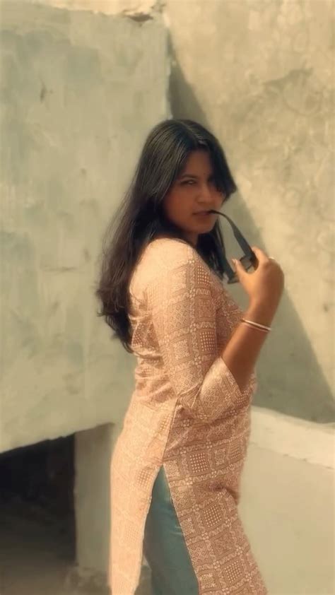 Janhvi Yadav Janhviyadav • Instagram Photos And Videos