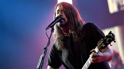 Foo Fighters Were Going To Perform On Snl Before The Writers Strike