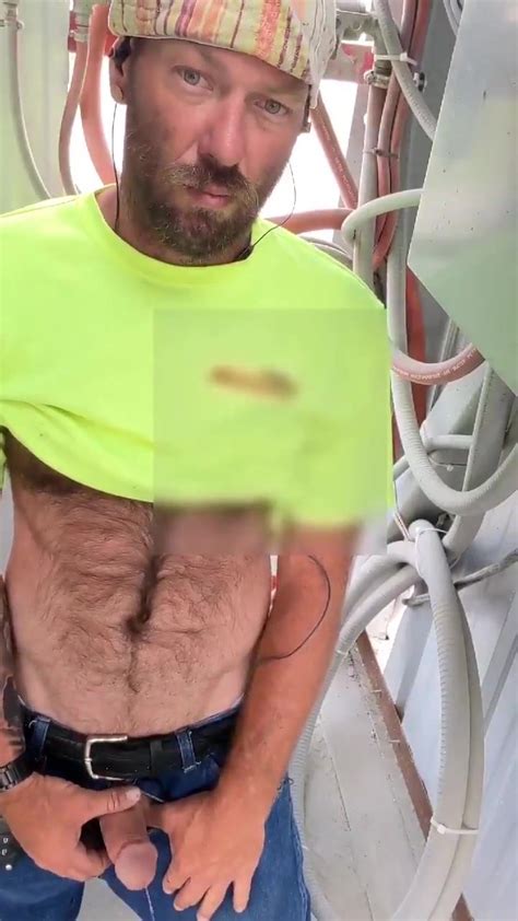 Gay Redneck Daddy Pissing Outside 13