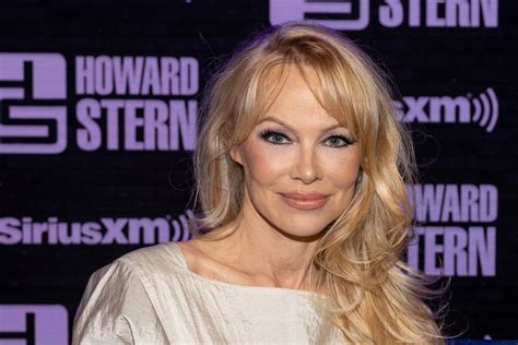 Pamela Anderson Open To Marrying For Seventh Time Memoir Jimmy Kimmel