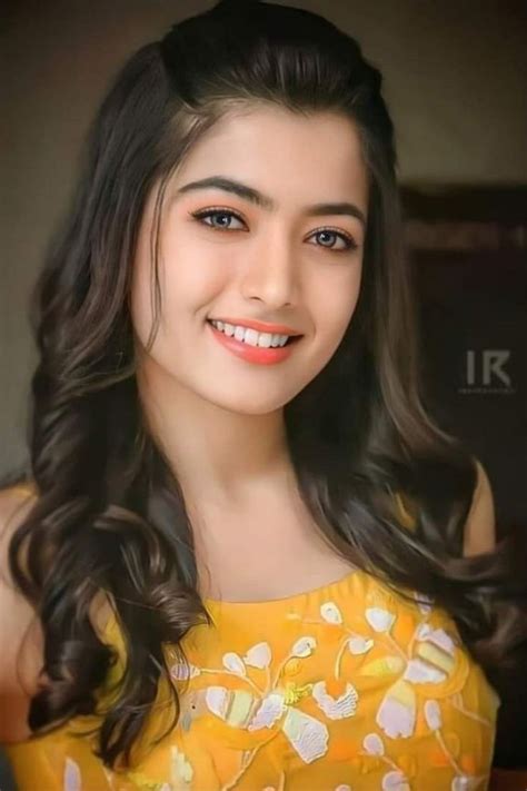 Rashmika Mandanna Hd Pics Actress Hairstyles Bollywood Hairstyles