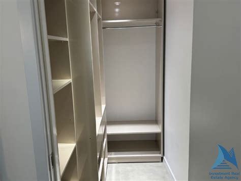 ბინა ტაბიძის ქუჩაზე