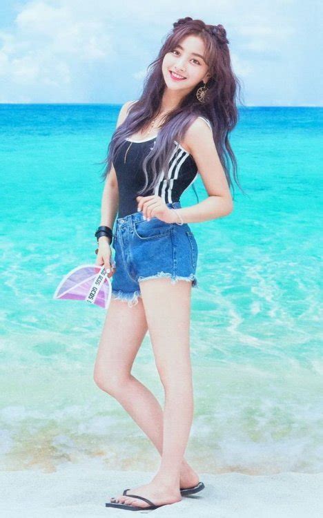 트와이스 맨발 발가락 Tumbex