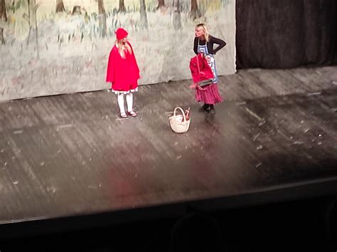 КЦ ЧУКАРИЦА ЗА ДЕЦУ ПУ ЧУКАРИЦЕ