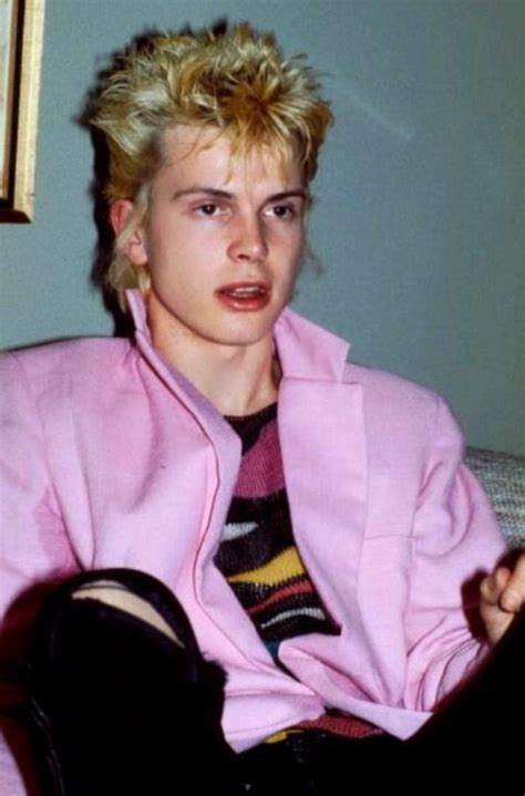 35 Fabulous Photos Show Billy Idols Styles In The 1970s And 80s