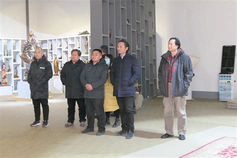 2021年12月29日天元设计院刘畅文一行在临朐鲁润艺术馆郎丰双馆长的陪同下莅临华艺考察指导 山东华艺雕塑艺术股份有限公司