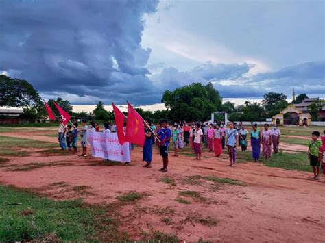 စစ်တပ်က လေယာဉ်ဖြင့် တိုက်ခိုက်မှုတွင် ကိုယ့်လူကိုယ်ပြန်ပစ်သဖြင့် စစ်သုံ့ ပန်း ရဲ နှင့်စစ်သားများ