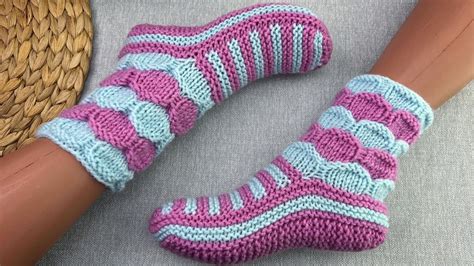 Вяжем ИЗ ОСТАТКОВ ПРЯЖИ Домашние следки носки на ДВУХ СПИЦАХ Мастер класс Youtube