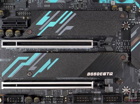 BIOSTAR RACING B EGTQ 主機板開箱評測 UNIKO s Hardware