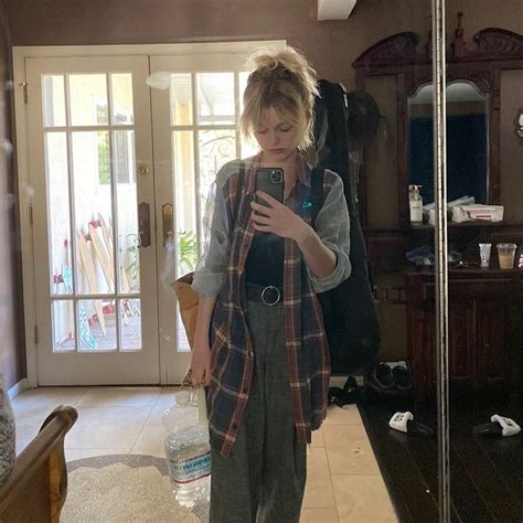 Emilylind On Instagram Emily Alyn Lind Gossip Girl Reboot