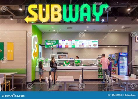 Food Serving Counters Subway Style