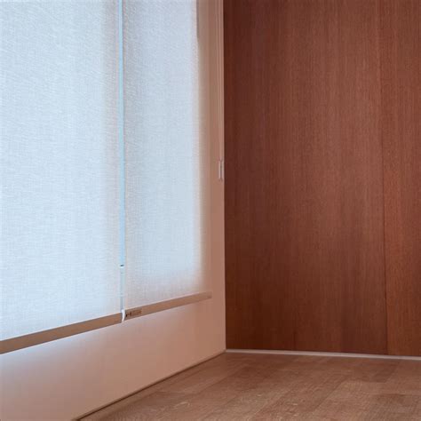 12anddaughter디셈버앤도터 거실에 꼭 커튼을 드리우지 않아도 충분히 예쁠 수 있어요 물론 커튼이 갖는 매력이 있지만 저는 간결한 이 구성도 참 좋아요