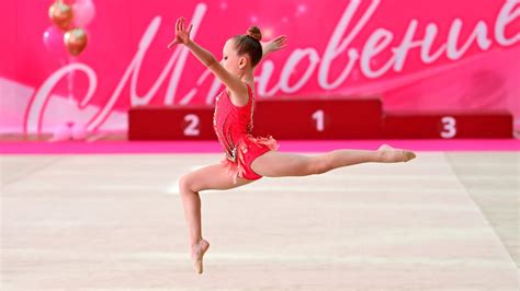 Турнир по художественной гимнастике «Мгновение в Сколково соревнования семья гимнастика