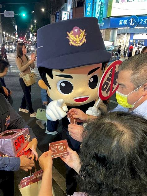 寧夏夜市饗樂一條龍！北市少警隊宣導春節防詐 民生頭條