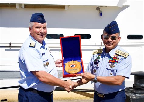 Dvids Images Commandant Of The Philippine Coast Guard Visits U S