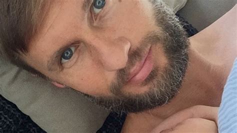 Evgeniy Levchenko Deelt Weer Een Zoet Kiekje Van Kiy Beau Monde