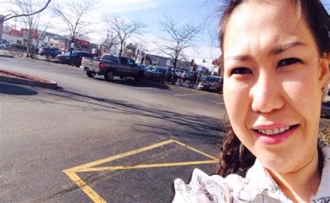 Дуучин Г Эрдэнэтунгалаг машин угааж “амьдарч байна”