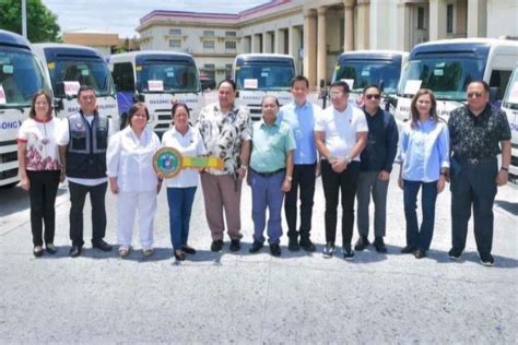 First Lady Liza Araneta Marcos Distributes 83 Mobile Clinics Journalnews