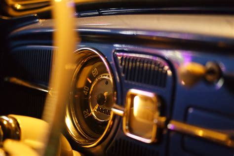 무료 이미지 포도 수확 바퀴 복고풍의 내부 교통 종마 스티어링 휠 노랑 계기반 속도계 스포츠카 머슬카 초차 공학 조타 권위 있는 1960