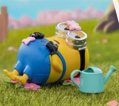 Popmart Minion Lazy Everyday Too Lazy To Garden Hobbies Toys Toys Games On Carousell