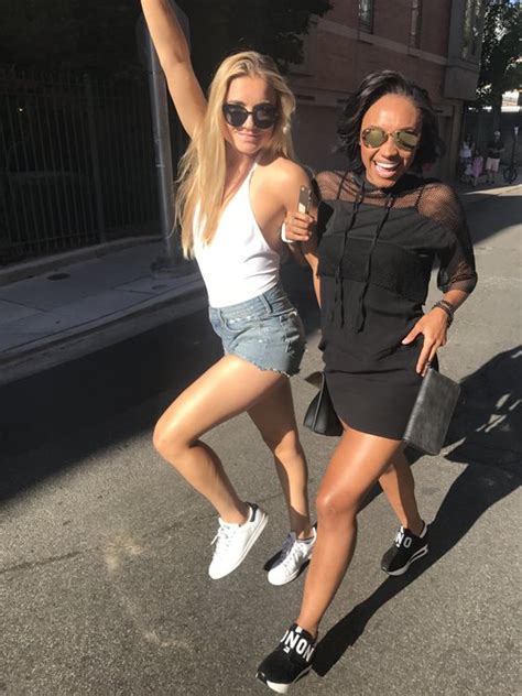 Hot Sexy Emily Sonnett Bikini Pics