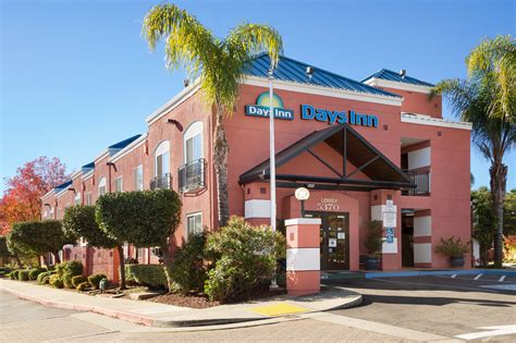 Days Inn By Wyndham Concord Concord Ca Hotels