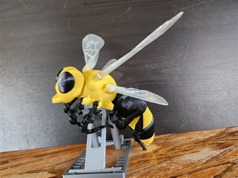 Digital Art Stl Download Articulated Bee Poseable 3d Modelby