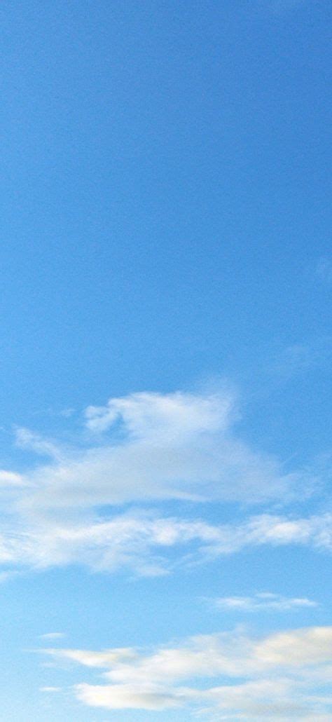 Background Awan Biru