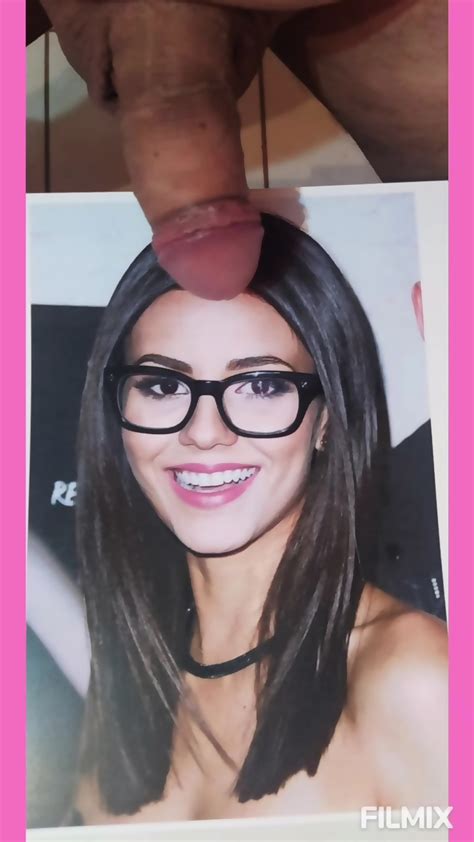 Tribute Cum Victoria Justice Facial Cumshot Eporner